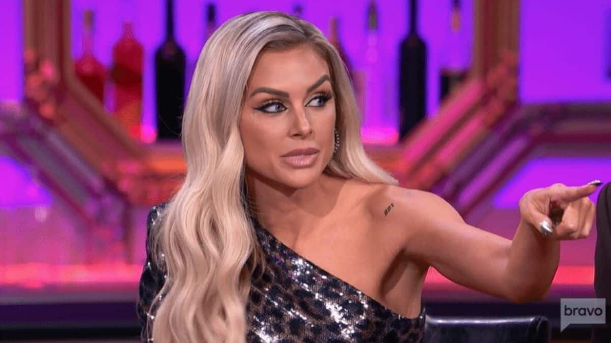 Members Of Lala Kent's AA Chapter Wish She Wasn't So Public About Their ...